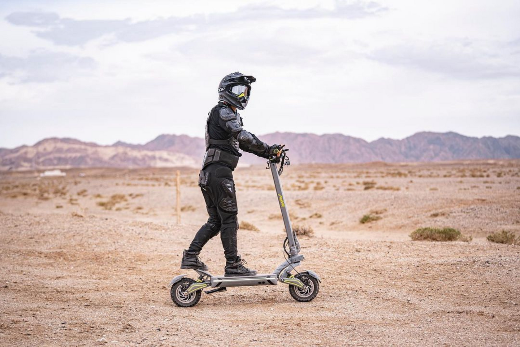 MUKUTA 10 Plus Dual Motor – Urban Machina